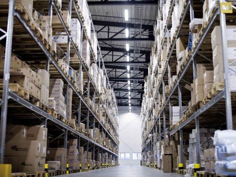 How Can Your Business Benefit From Pallet Racking?